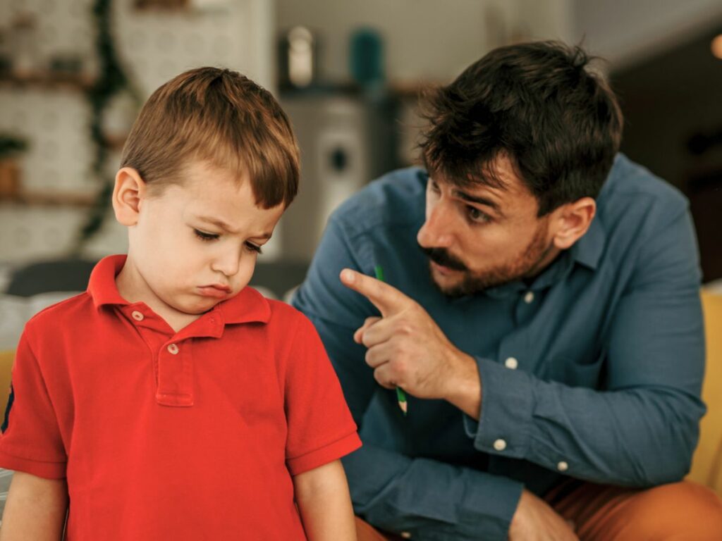 7 Things Parents Must Avoid Saying to Their Children - KidJunction.com